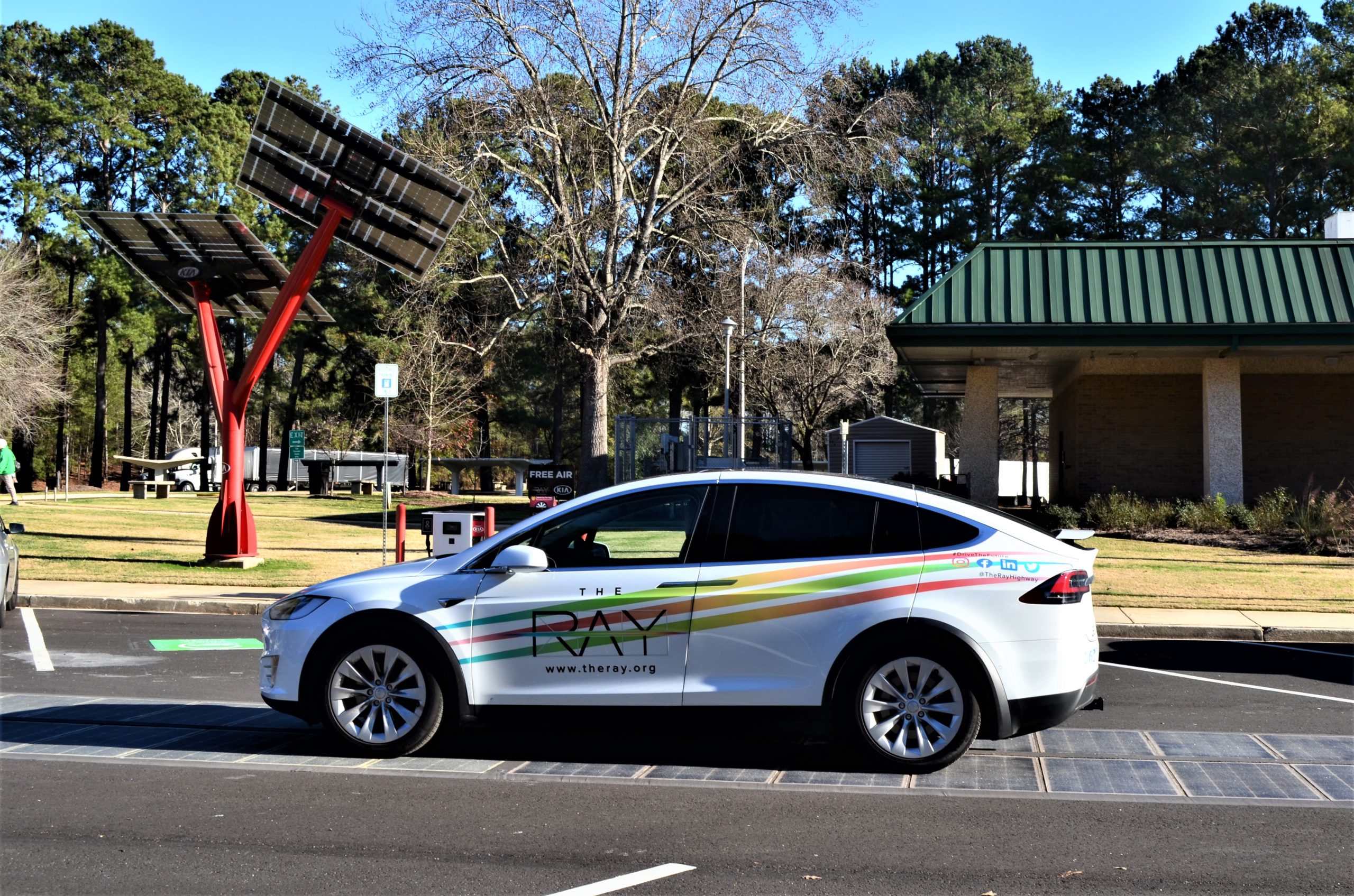The Ray and Geotab fleet electrification study supports interstate EV ... The Ray and Geotab fleet electrification study supports interstate EV ...